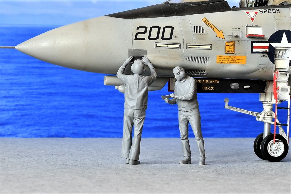 pilot and crews figures by Reedoak - Page 42 - Vendors Board - Large ...