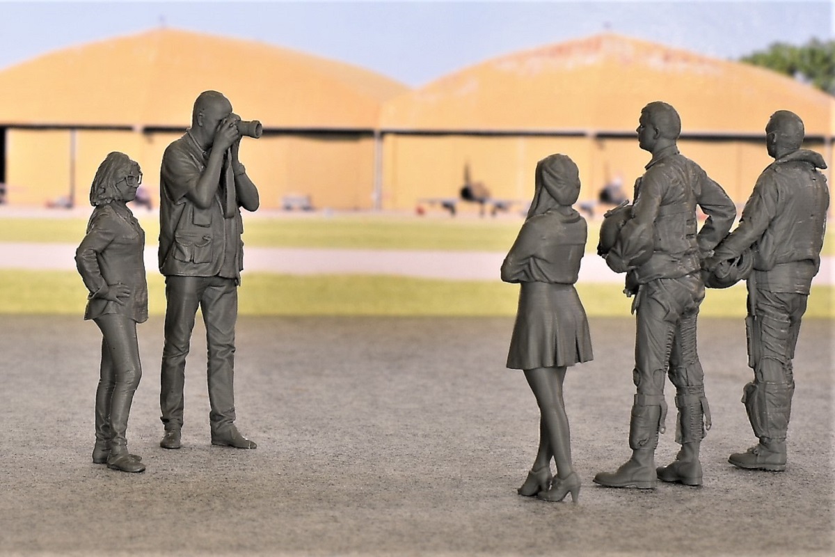 pilot and crews figures by Reedoak - Page 44 - Vendors Board - Large ...
