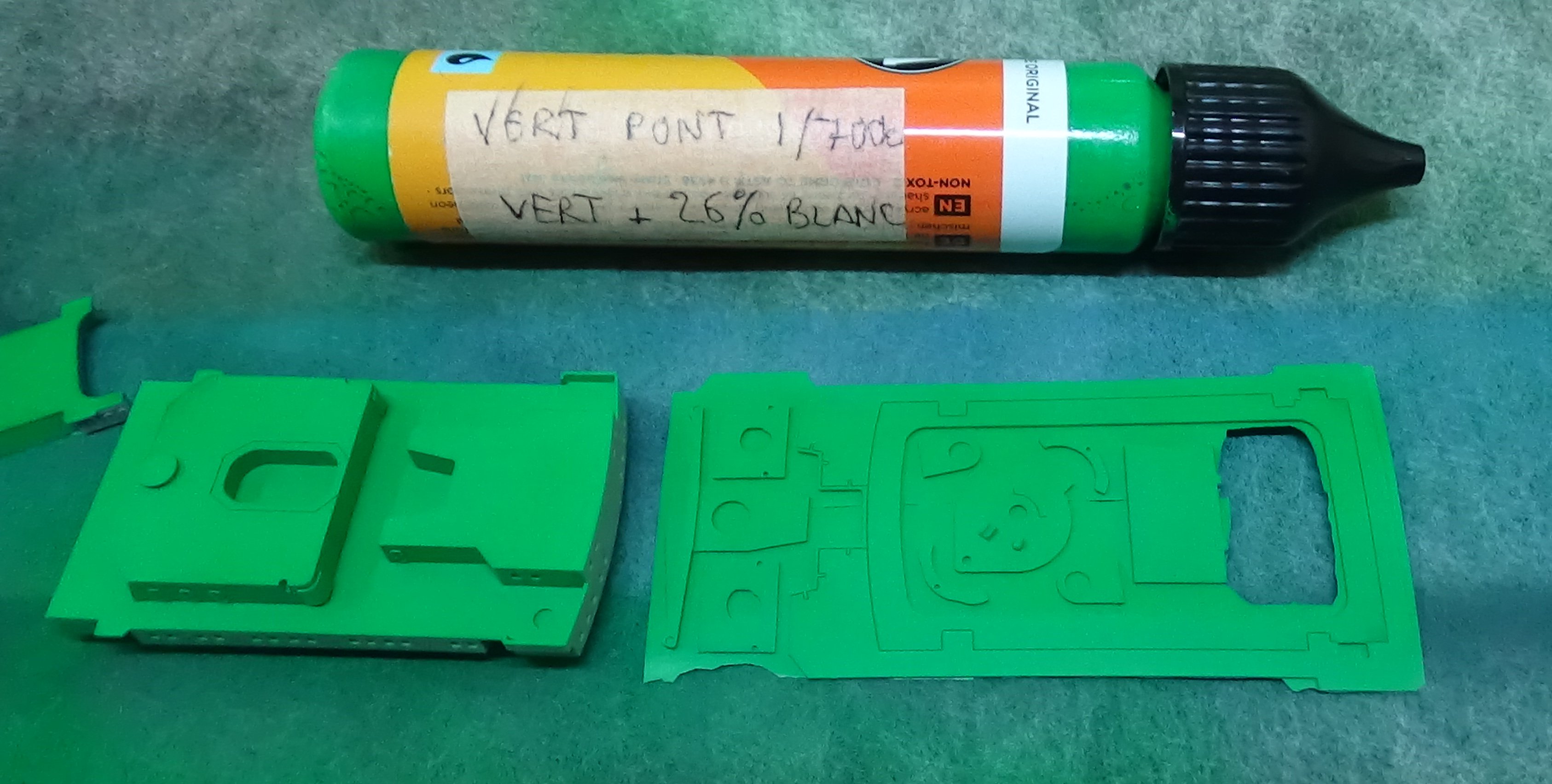 Gagarin 1/700 Combrig - Page 3
