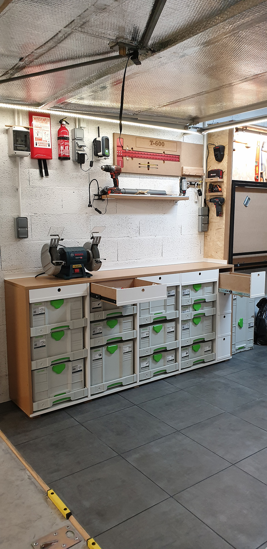 Petit établi pour petit garage... La suite, meuble systainer Festool