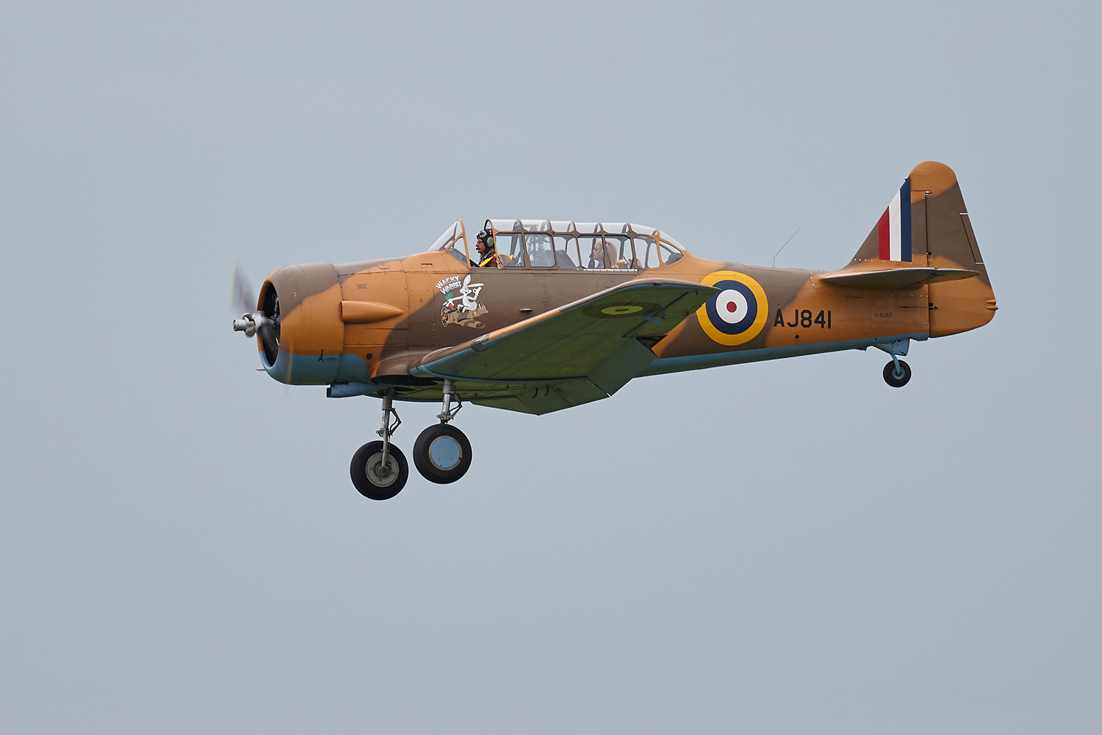 [05/06/2019] Caen Carpiquet (LFRK) : Daks over Normandy