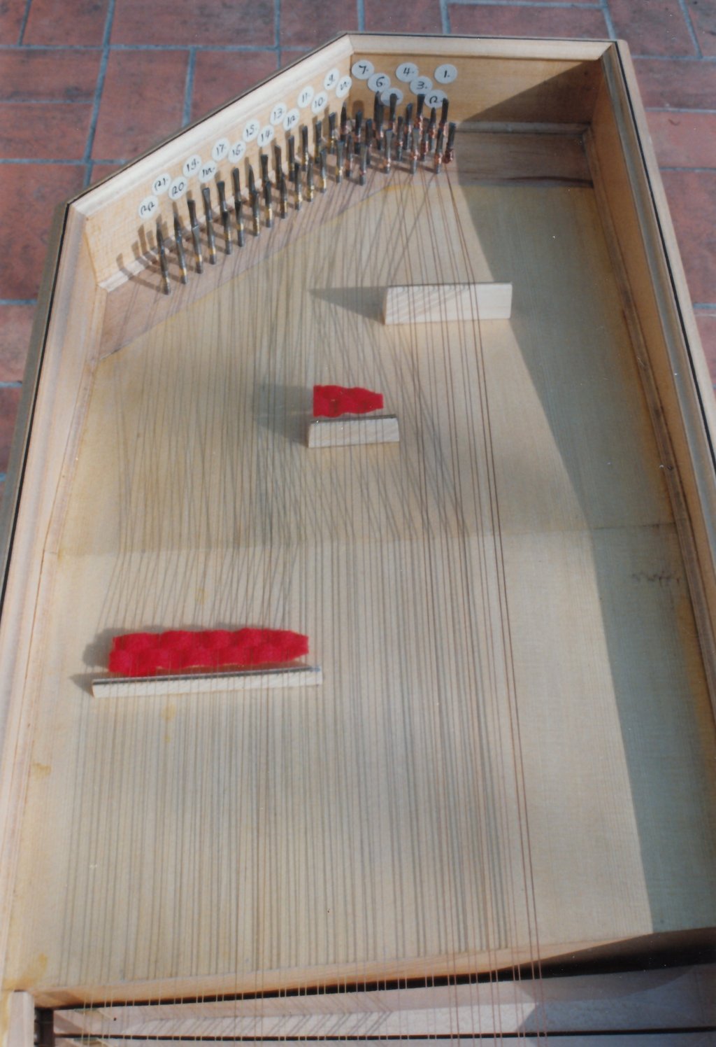 Fabrication d'instruments de musique anciens