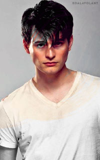 Bryan Dechart