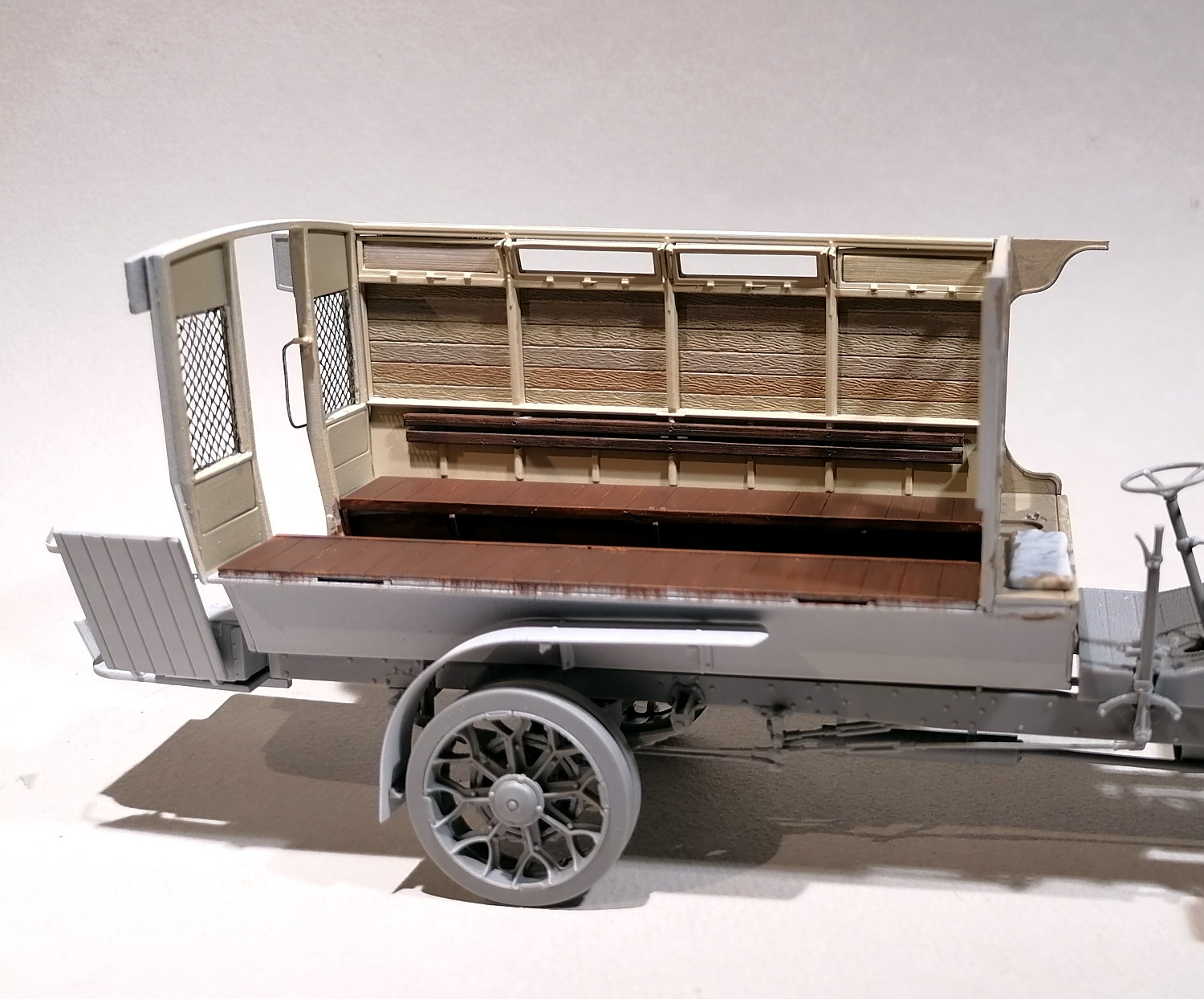 [MINIART] Le bus type B Réf 39001