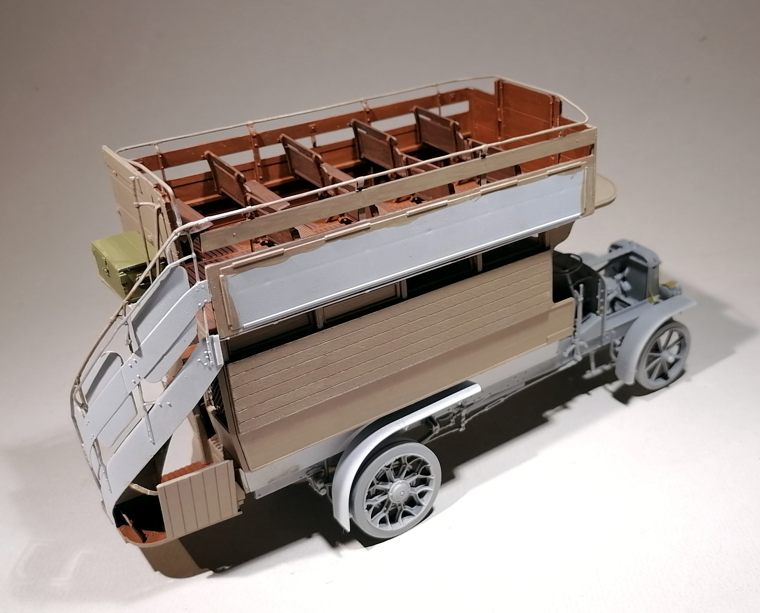 [MINIART] Le bus type B Réf 39001