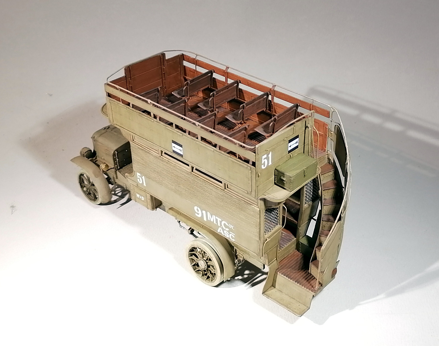 [MINIART] Le bus type B Réf 39001