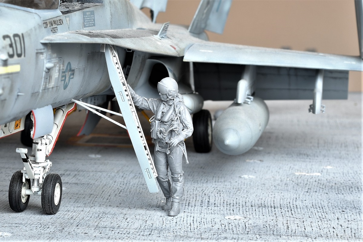 A second version of US Navy lady pilot #2 by Reedoak - Vendors Board ...