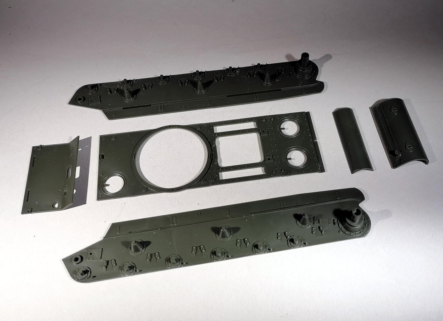 KV1 mod 41 précoce : Tamiya face à Trumpeter 1/35