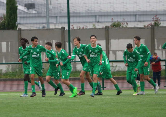 Les U15 remportent le derby ligérien