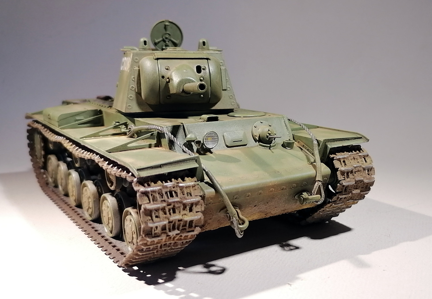 [TAMIYA - TRUMPETER] KV1 mod 41 précoce char lourd comparatif montage ...