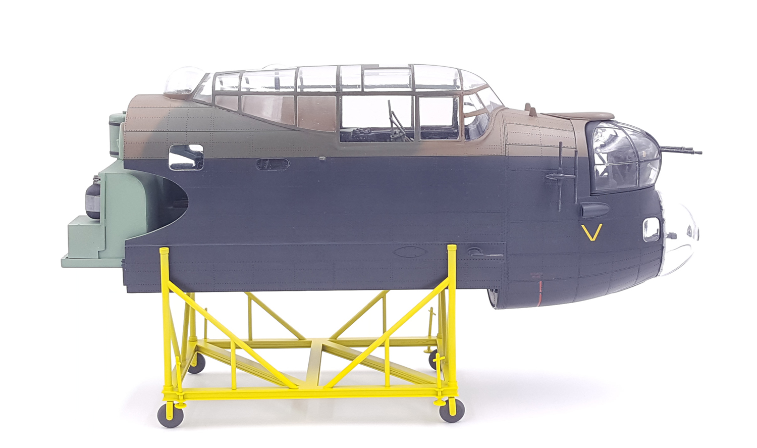 Lancaster Nose - HK Models - 1/32 - HyperScale Forums