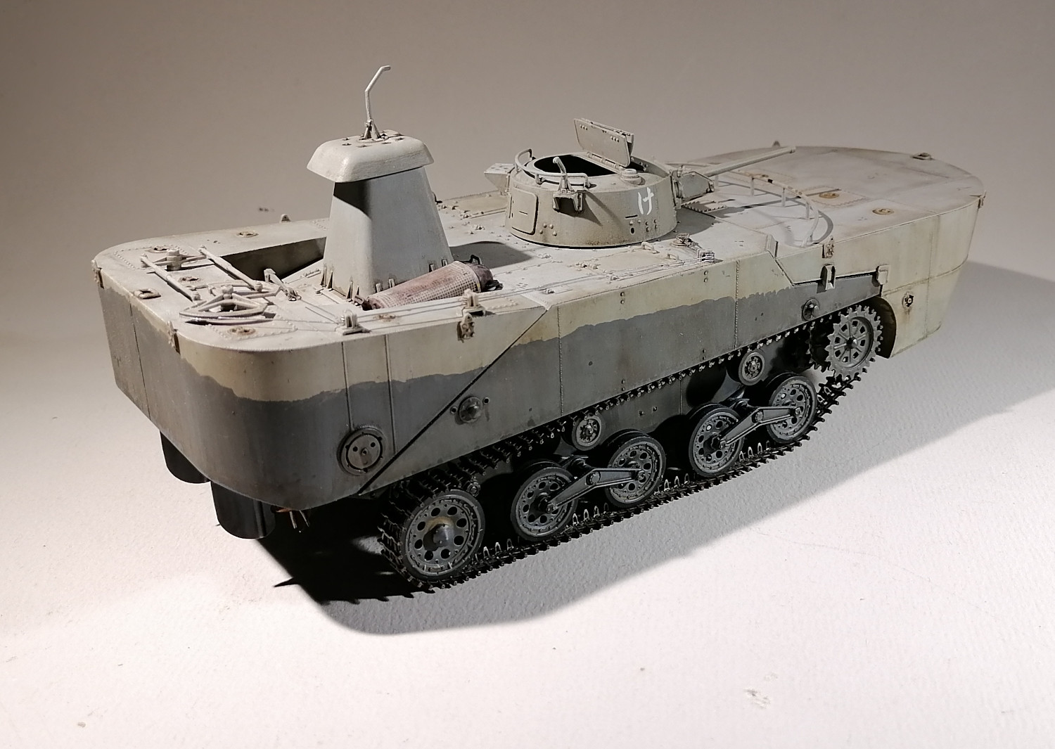 Le char amphibie japonais KA-MI, Dragon 1/35 - Page 3