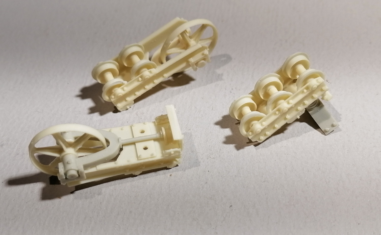 [U-MODELS] Tracteur porteur RENAULT FB Réf UM482