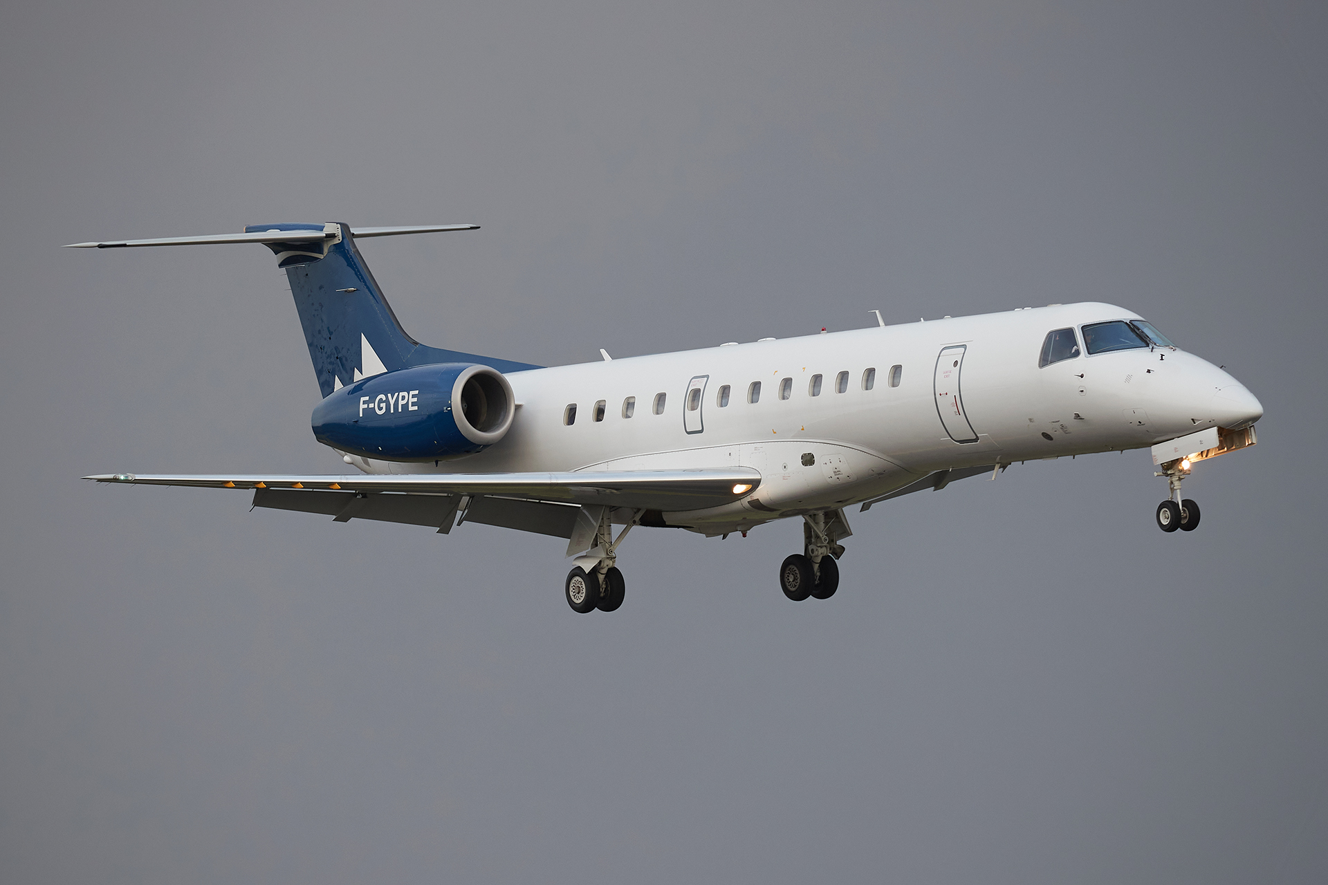 [21/10/2023] Embraer 135 (F-GYPE) PAn Européenne Air Services