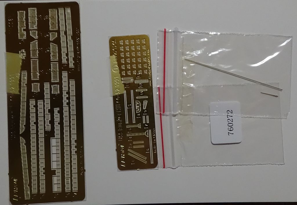 USS Bunker Hill CG-52 (1991), 1991, Flyhawk, Deluxe edition