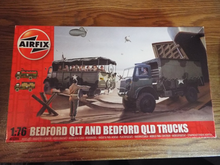 * FIL ROUGE 2024FR - 1/76 BEDFORD QLT ET QLD - AIRFIX - MONTAGE TERMINE ...